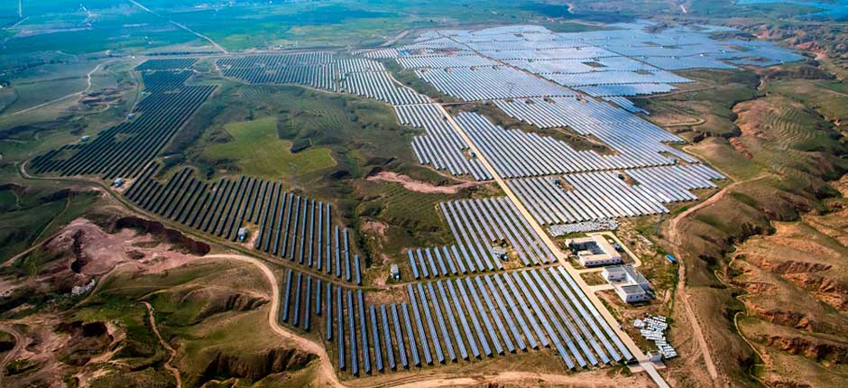 China atinge 360 GW em capacidade solar fotovoltaica em operação ...